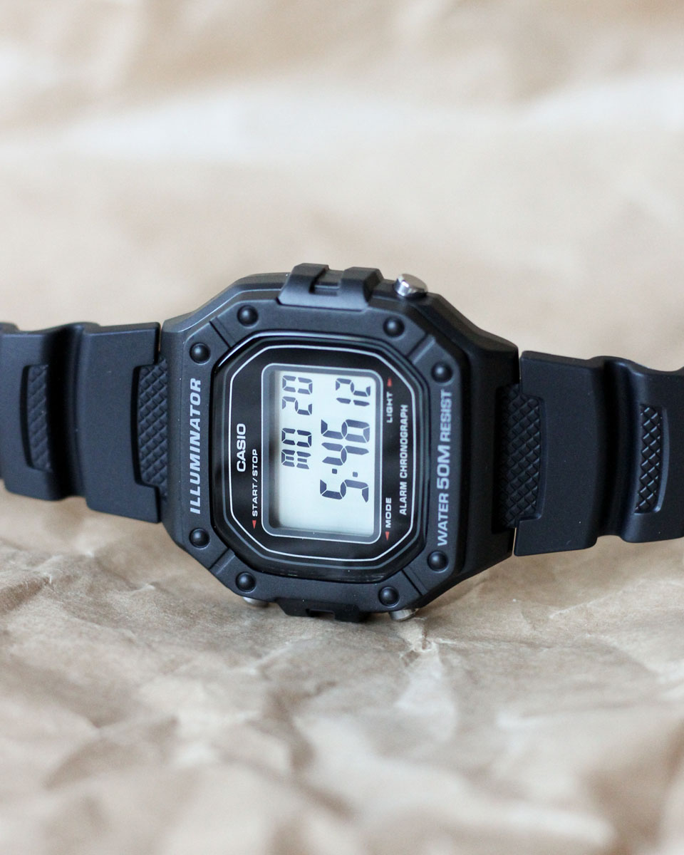 Casio Digital W-218H-1AVEF - klockmagasinet.com